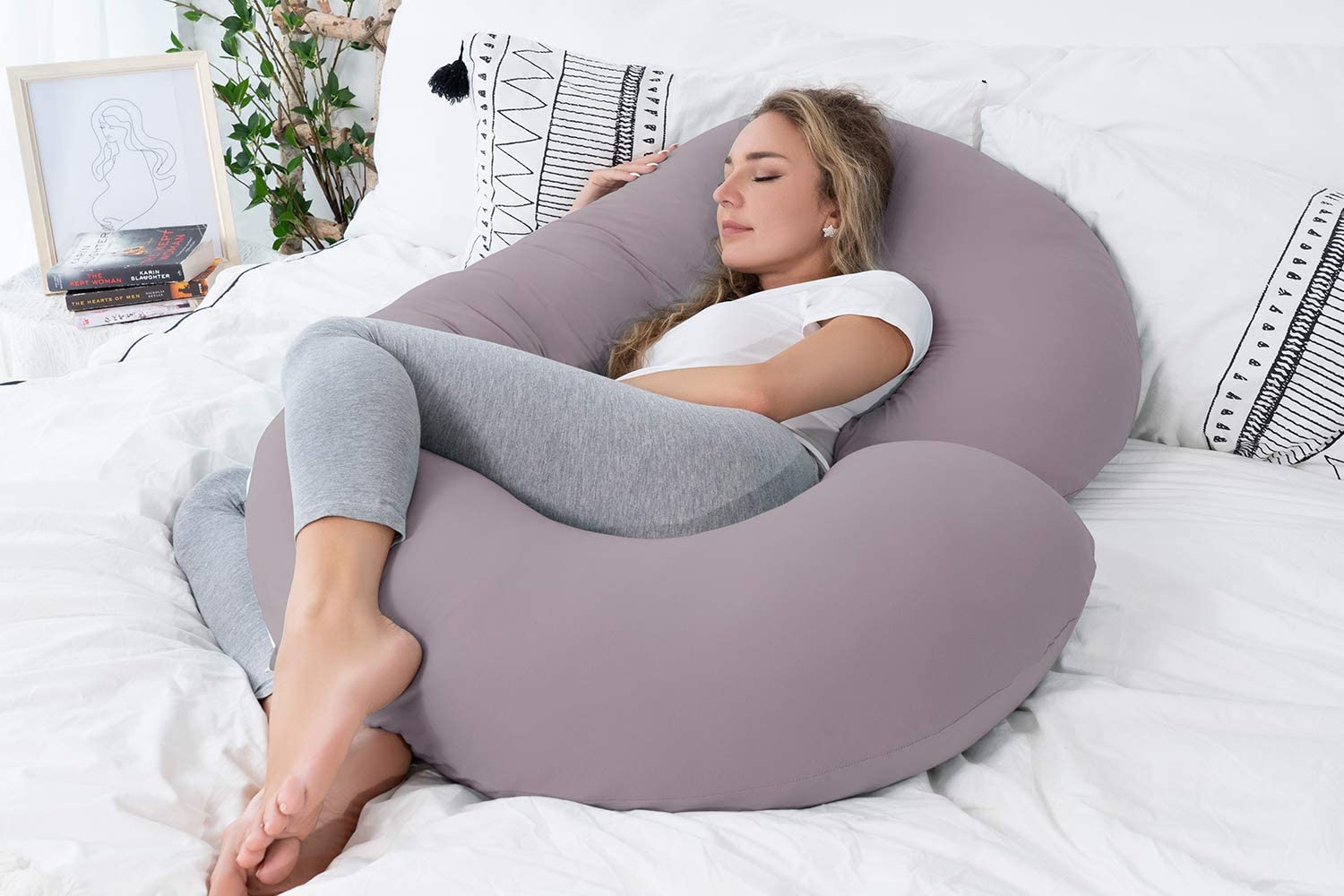 Comment bien choisir un coussin de grossesse ? Nos conseils et astuces